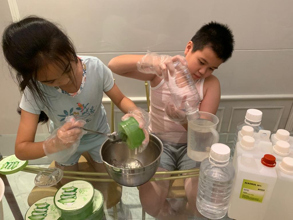 Hand Sanitizer Project - Sekolah Ciputra